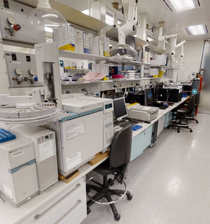 Education And Outreach In Schools & University Group - ChemCentre